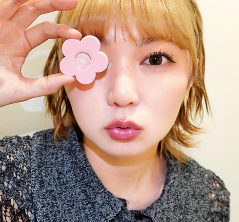 【New Item】私立恵比寿中学の安本彩花さんと新作コスメをお試し！ | ビューティー、ファッション、エンタメ、占い…最新情報を毎日更新 | ananweb