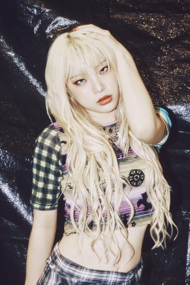 「HANAの可能性は無限大！」MOMOKAとMAHINAが語る、「BAD LOVE」の裏側やふたりの関係性 | ビューティー、ファッション、エンタメ、占い…最新情報を毎日更新 | ananweb